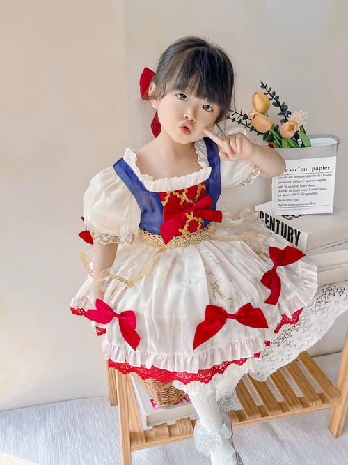 十岁小姑娘免费版洛丽塔截图
