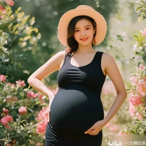 中国美女怀孕肚子变化