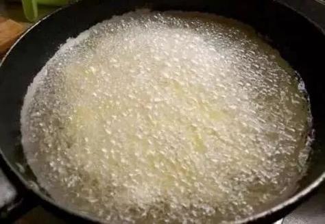 热油中放水为什么会溅油图标