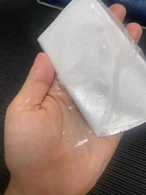 面膜为什么会变成水一样的了截图