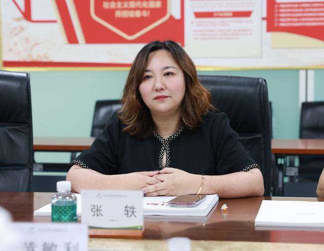 侯惟晔出生年月日图标