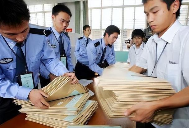 高考试卷保密室图标