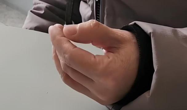 拍视频手抖了后期