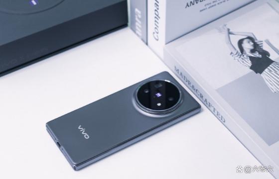 vivo折叠屏xfold5截图