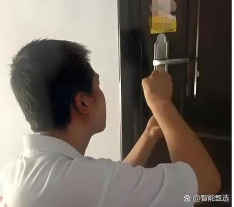 怎样躲避邻居智能门锁的监控截图