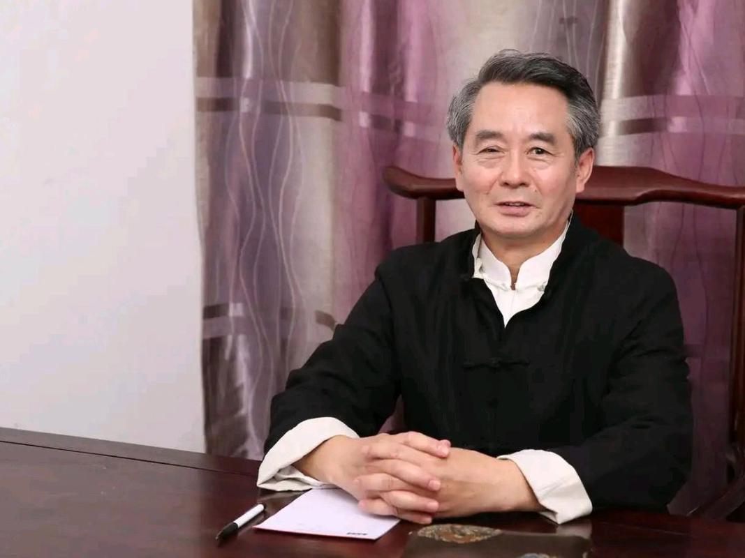 膏药怎么弄干净图标