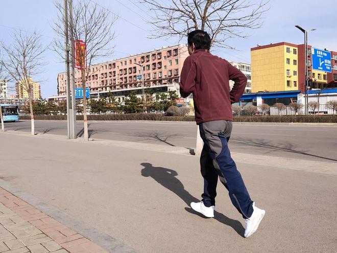 走跑结合好还是跑步好图标
