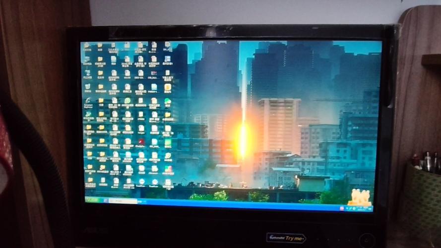 电脑关机了显示器还一直闪烁图标