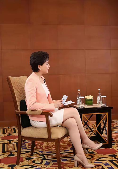 连脚丝袜如何改成踩脚袜图标