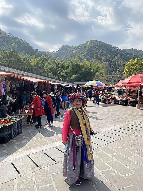 旅游景点门口卖什么赚钱