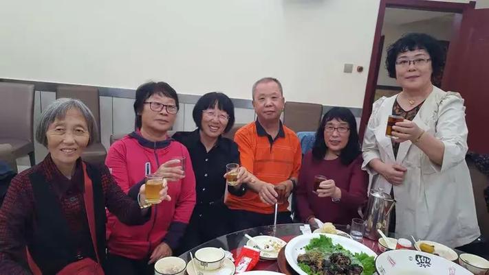 姐姐的同学聚会图标