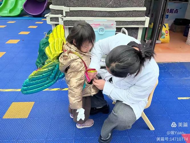 3岁女婴私处有个小洞正常吗图标
