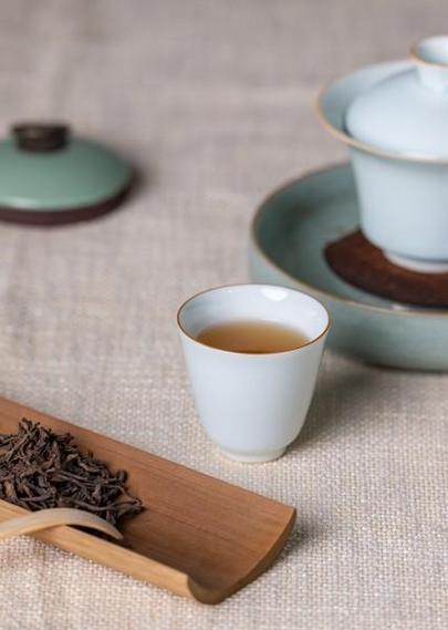 清风茶社的三杯茶图标