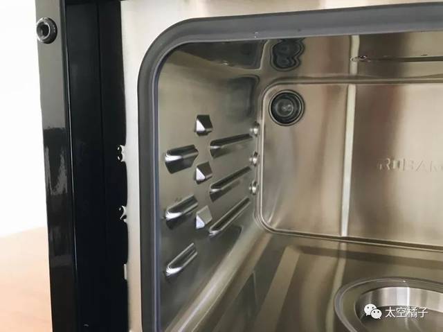老板蒸箱底部积水截图
