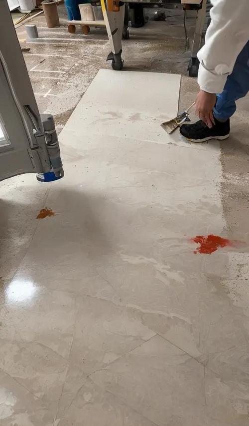 瓷砖地板裂了如何修复图标
