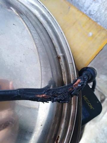电锅上的线总是烧坏怎么弄图标