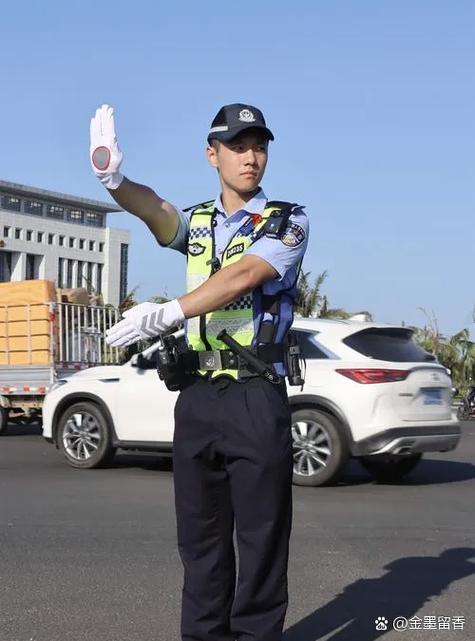 小女孩骑单车违规逆行图标