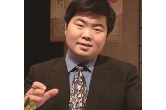 word文件中的宏图标