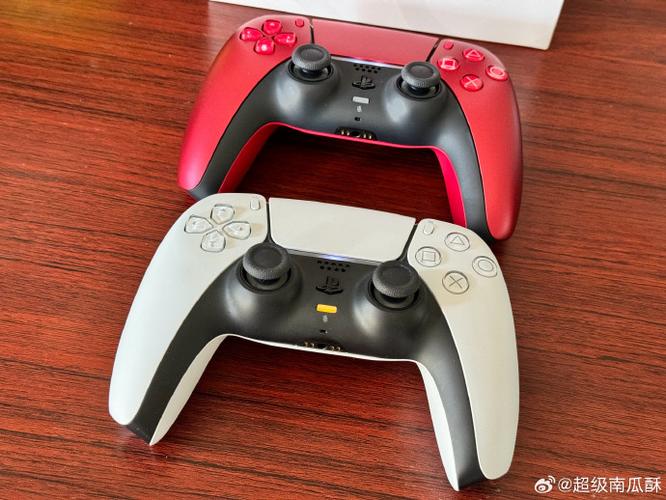 ps5手柄亮红光截图