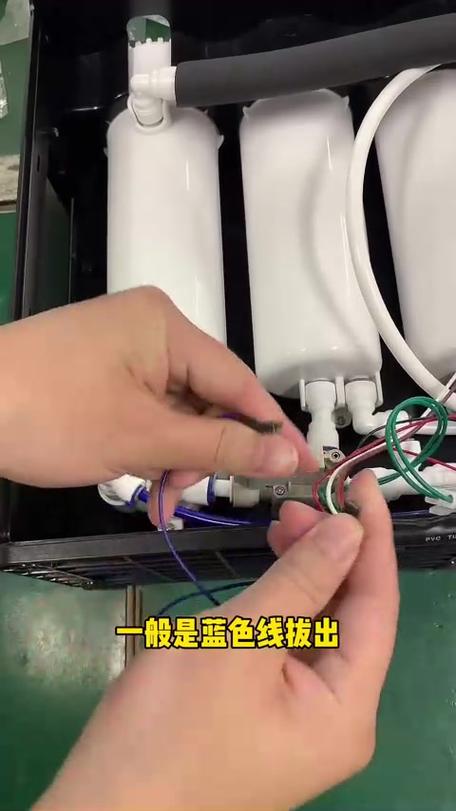 净水机内部咯噔咯噔异响图标