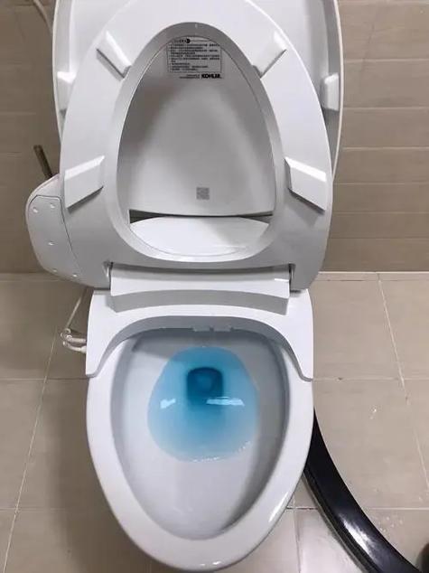新的智能马桶冲水无力