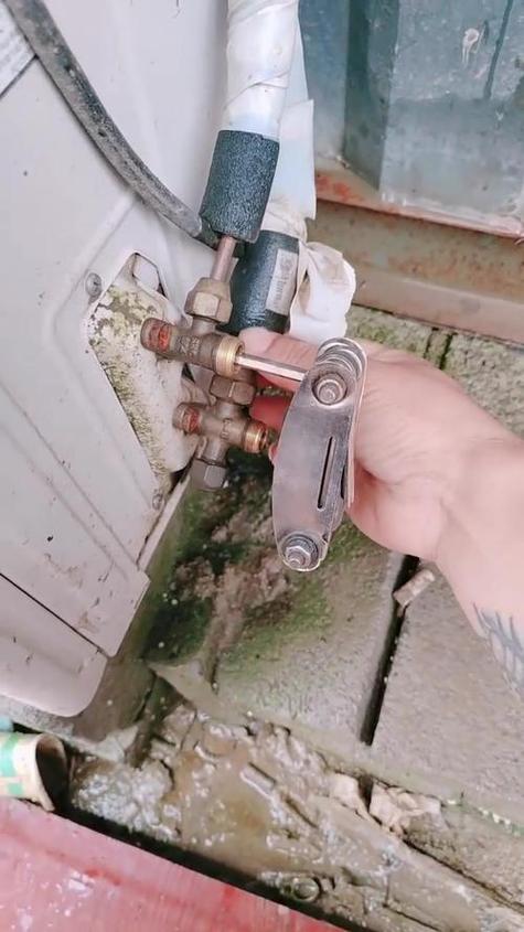 空调如何收氟和拆机步骤截图