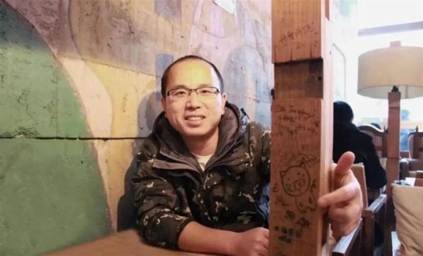 纪录片导演突然死亡图标