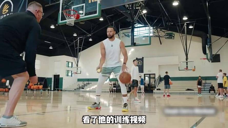 库里三分训练截图