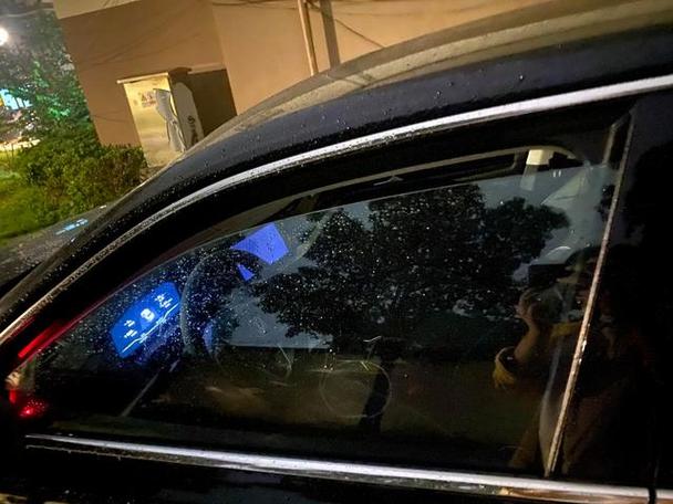 车窗没关会耗电吗图标