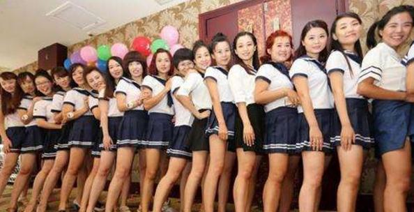 自媒体和众人聚是干什么