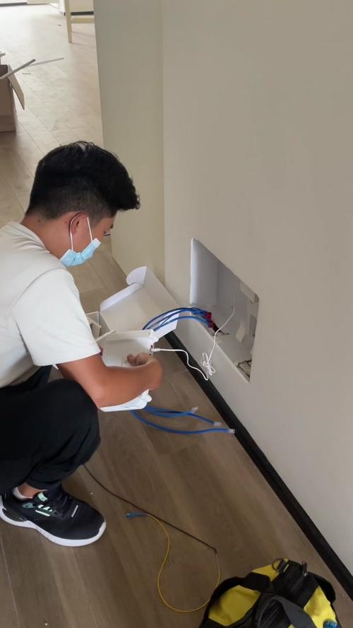入户宽带光纤线图片截图