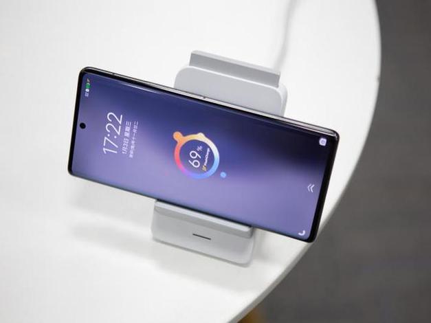 opporeno2带无线充电吗图标