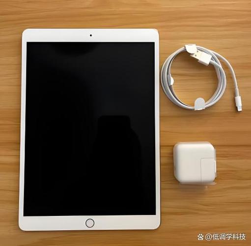 新买ipad第一次充电图标