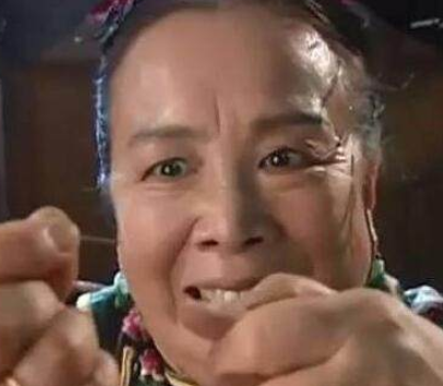恶毒的人发什么表情给她