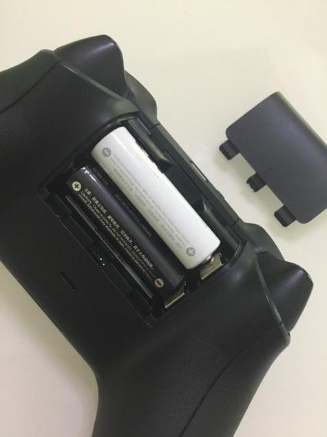 xbox手柄放几号电池图标