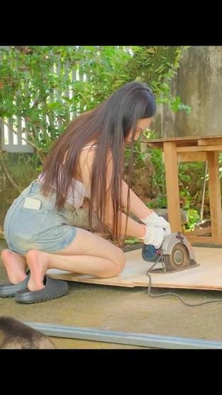 抖音木工女孩截图