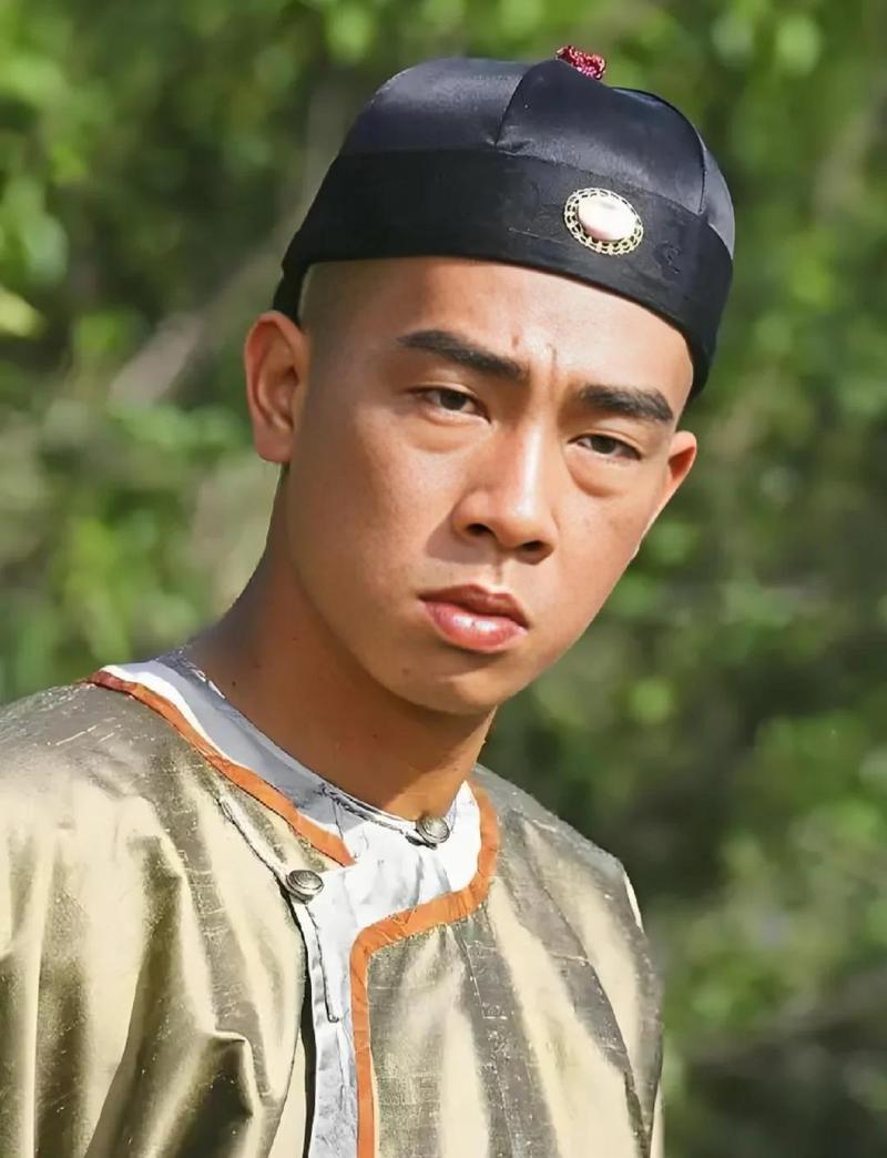 陈小春应采儿求婚视频图标