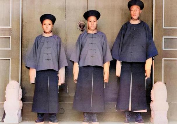 清朝太监叉裤服饰图标