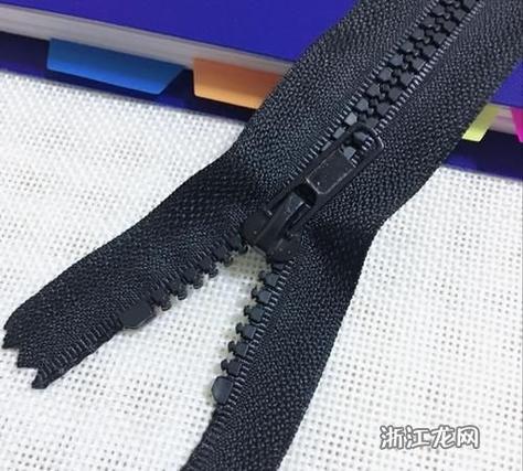 拉链往上拉可以往下拉不动图标