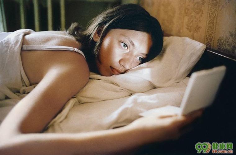 男生说要看小妹妹是指什么图标