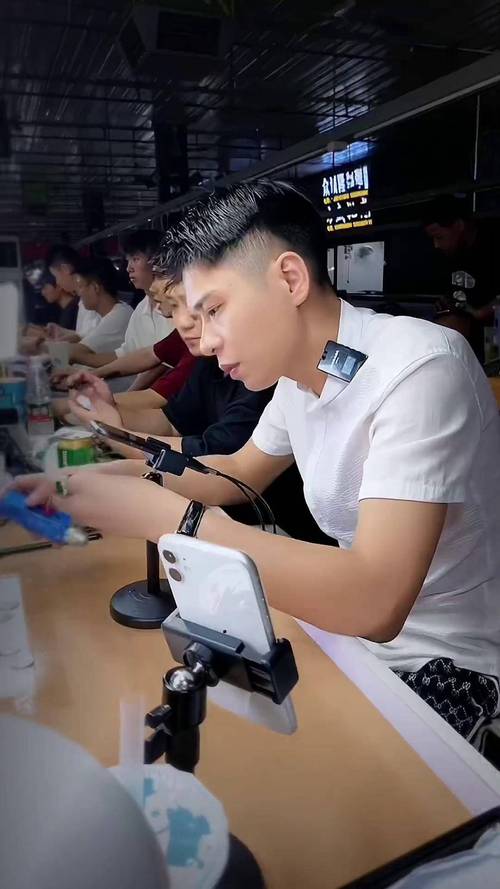 小黄车客服人工电话多少图标