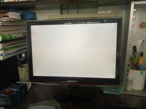 笔记本屏幕白屏图标