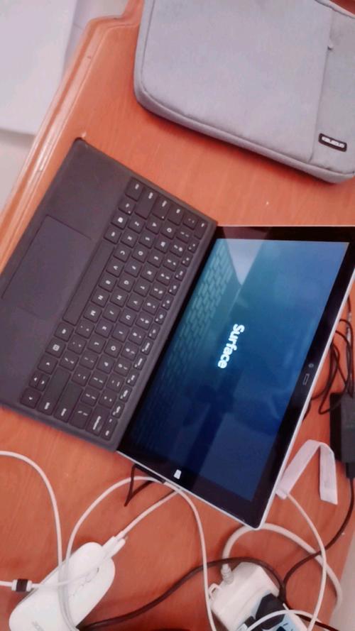 surface更新卡住了图标