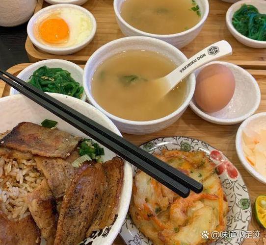一碗吃饱了图标