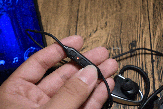 蓝牙耳机的闪烁灯怎么关图标