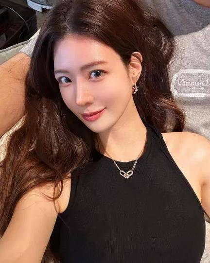 顶级网红影后图标