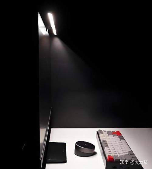 电脑显示器亮了一下就黑屏了图标
