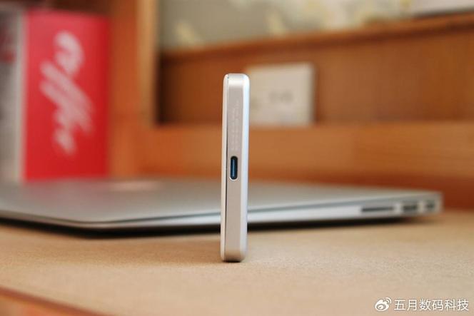 ipadair4磁吸充电图标