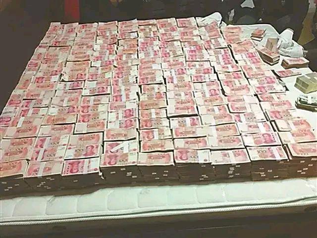 庄园赚现金图标