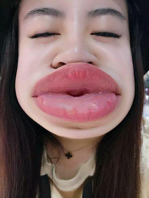嘴唇表情